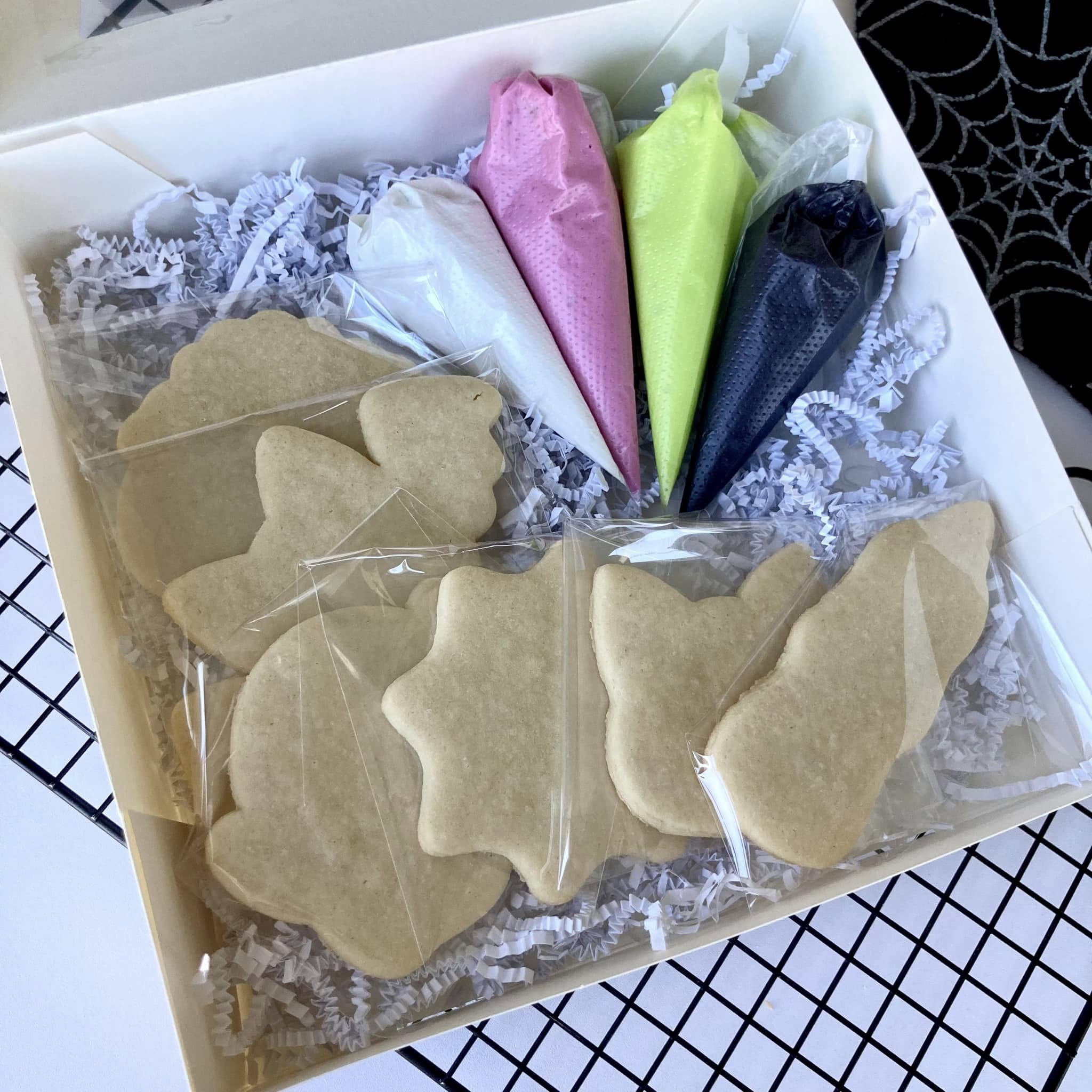 Halloween Sugar Cookie DIY Kit – Denny's Desserts